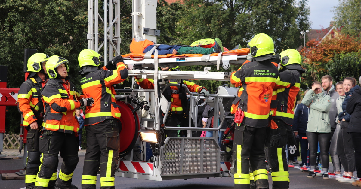 Die Hauptübung der Feuerwehr nimmt ungewöhnliches Ende | Der Rheintaler