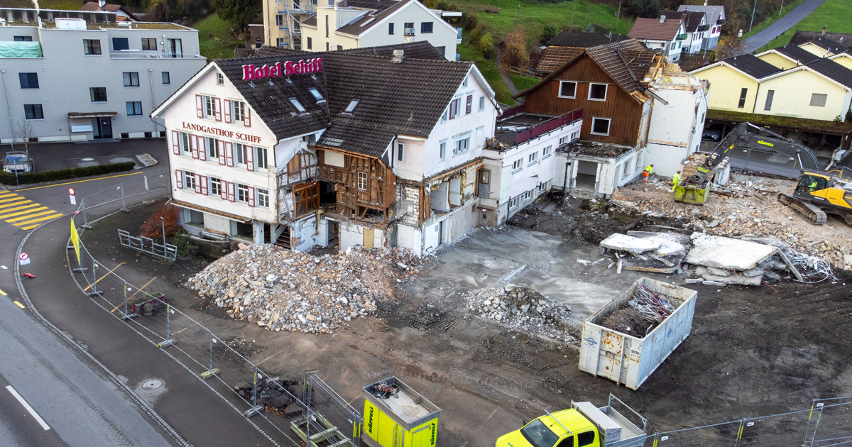 Gasthaus-Hotel Schiff in Buriet wird Stein für Stein zurückgebaut | Der ...