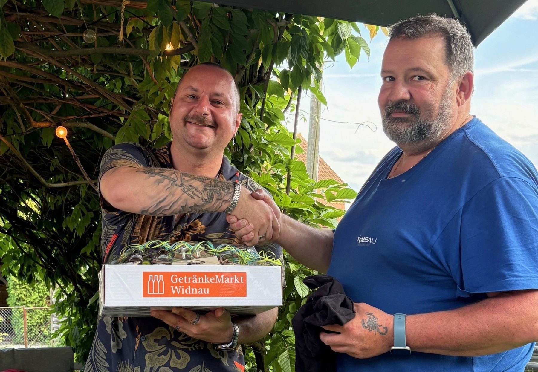 SVP-Ortspartei begrüsst neue Mitglieder und verabschiedet den Kassier ...