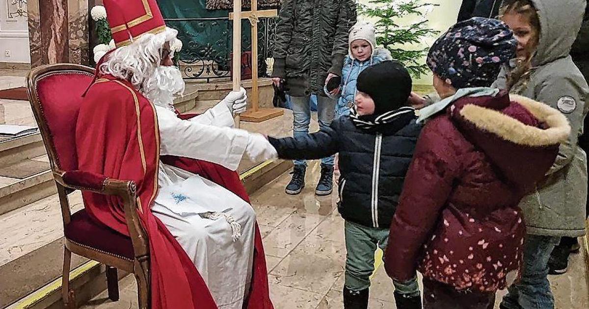 Samichlaus besucht Kinderfiir | Der Rheintaler