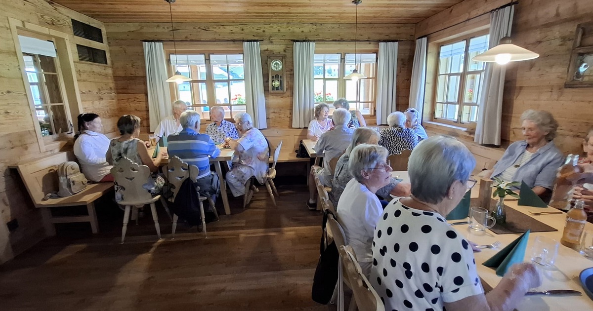 Sonne, Gemeinschaft und Genuss | Der Rheintaler