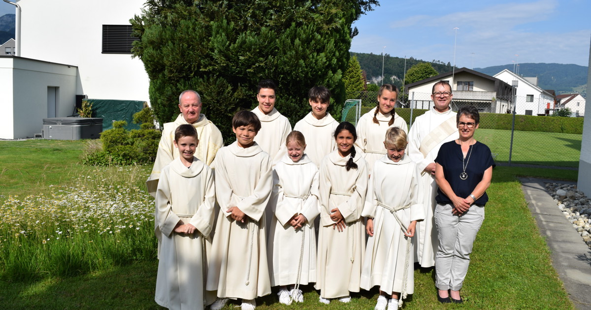 Ministranten Aufnahme und -Verabschiedung in Eichenwies | Der Rheintaler