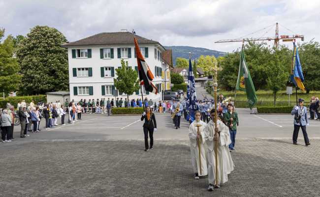 Glaube, Freude, Gemeinschaft: So feierte Widnau das Priesterjubiläum | Der Rheintaler