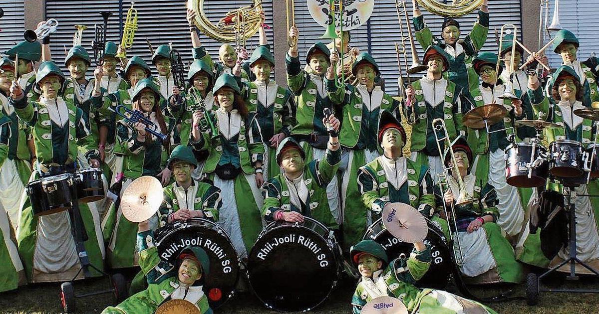 Rhii-Jooli bereiten Maskenball vor | Der Rheintaler