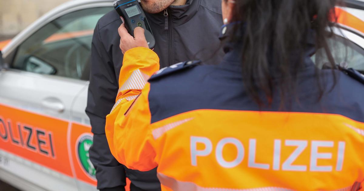 Zwei alkoholisierte Fahrer an einem Abend in einem Dorf | Der Rheintaler Zwei alkoholisierte Fahrer an einem Abend in einem Dorf | Der Rheintaler