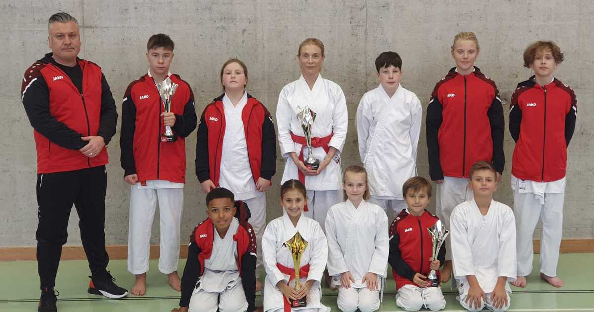 Jugend erfolgreich an Schweizer Karate-Meisterschaften | Der Rheintaler